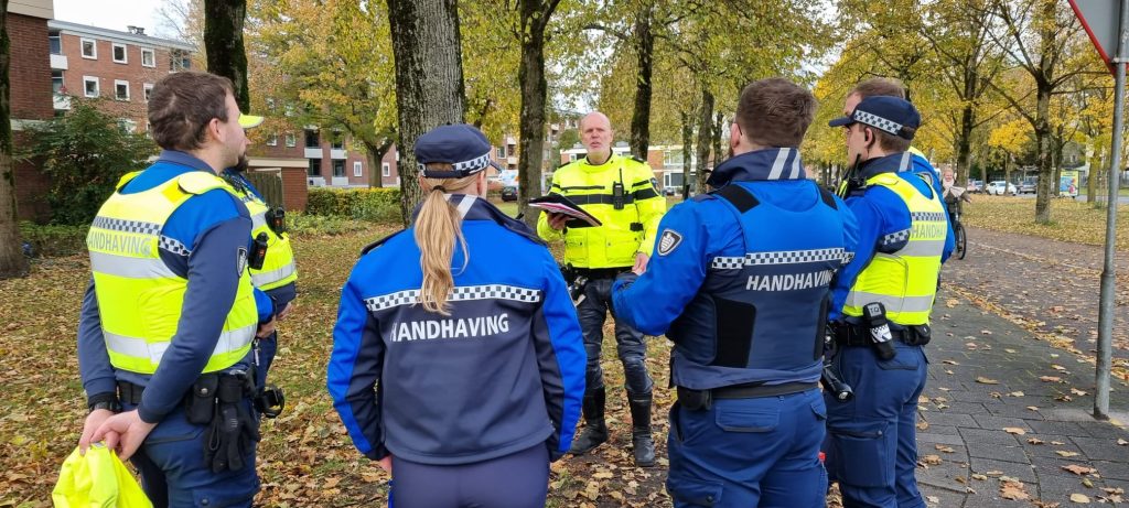 Toezicht en Handhaving Opleiding verkeersregelaar - Opleiding ...